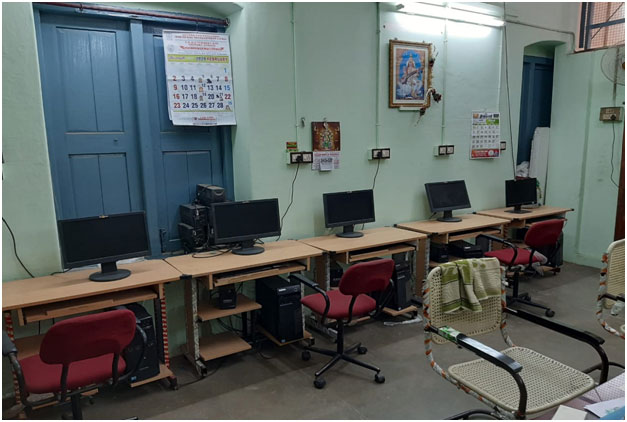 Economics - Department - Regular Stream